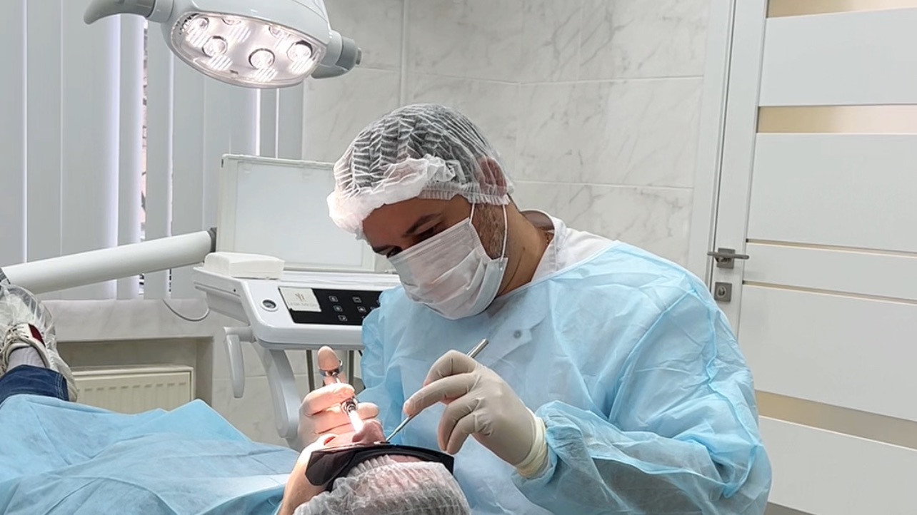 Стоматология LEIB-MEDIC! Здоровые зубы = здоровые отношения!