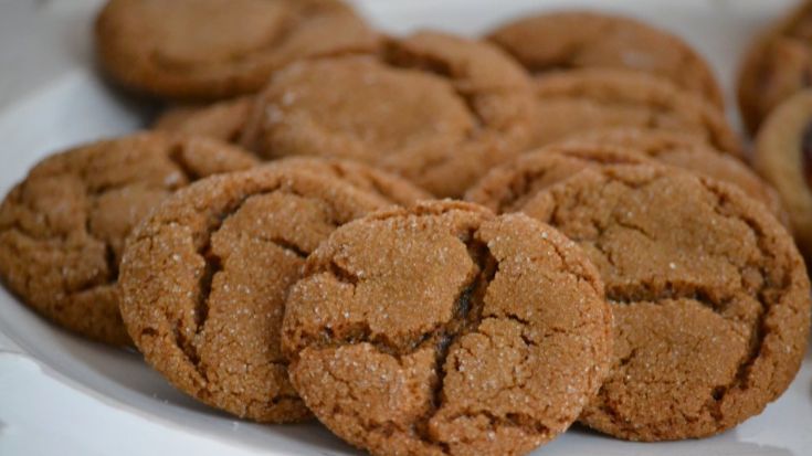 Печенье с мелассой и корицей.