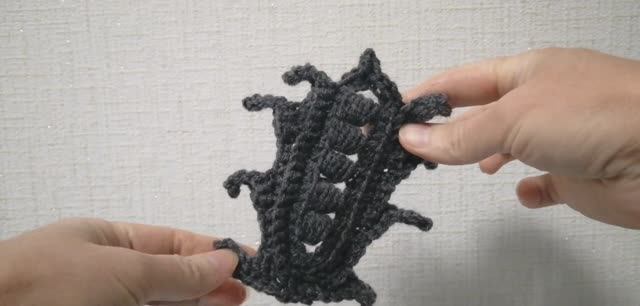 Интересный листик крючком-ирландское кружево