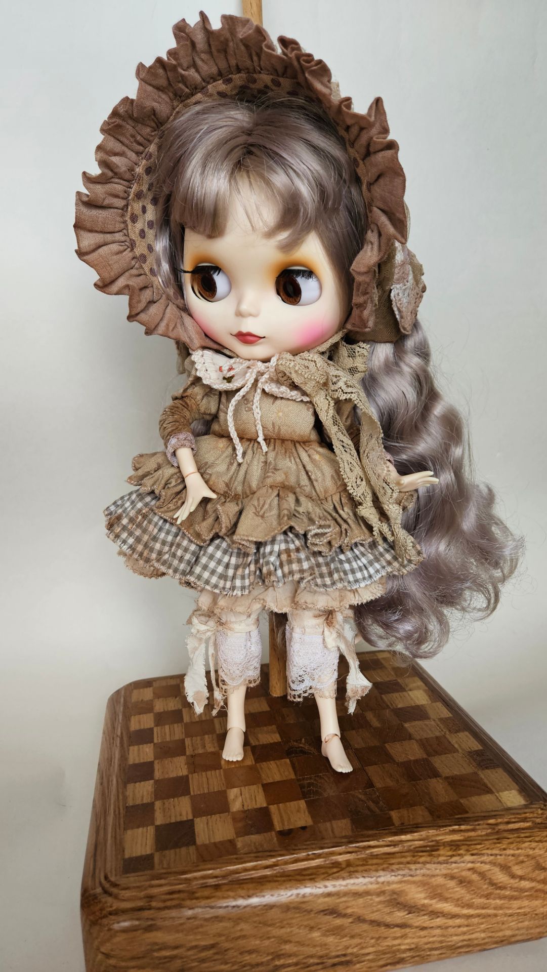 Винтажный наряд для куклы Блайз в готическом стиле викторианской эпохи.