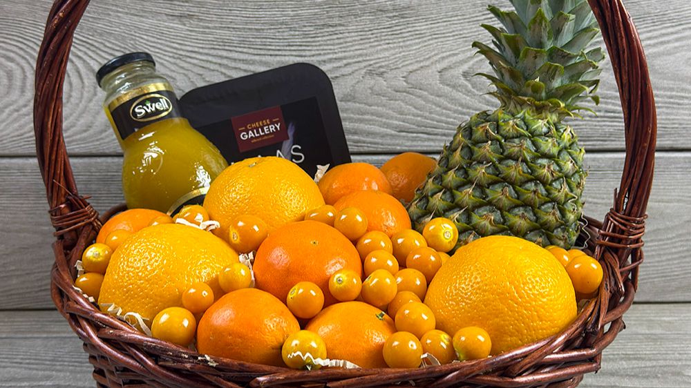 Подарочная корзина с фруктами «Апельсинка»