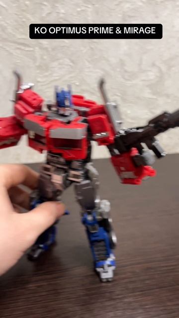 KO Optimus Prime & Mirage Lite Review #optimusprime #mirage #transformers #shorts #mpm #actionfigure
