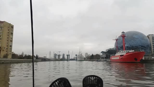 Калининград, остров Канта, Кафедральный собор, обзорная лодка. Часть 2.