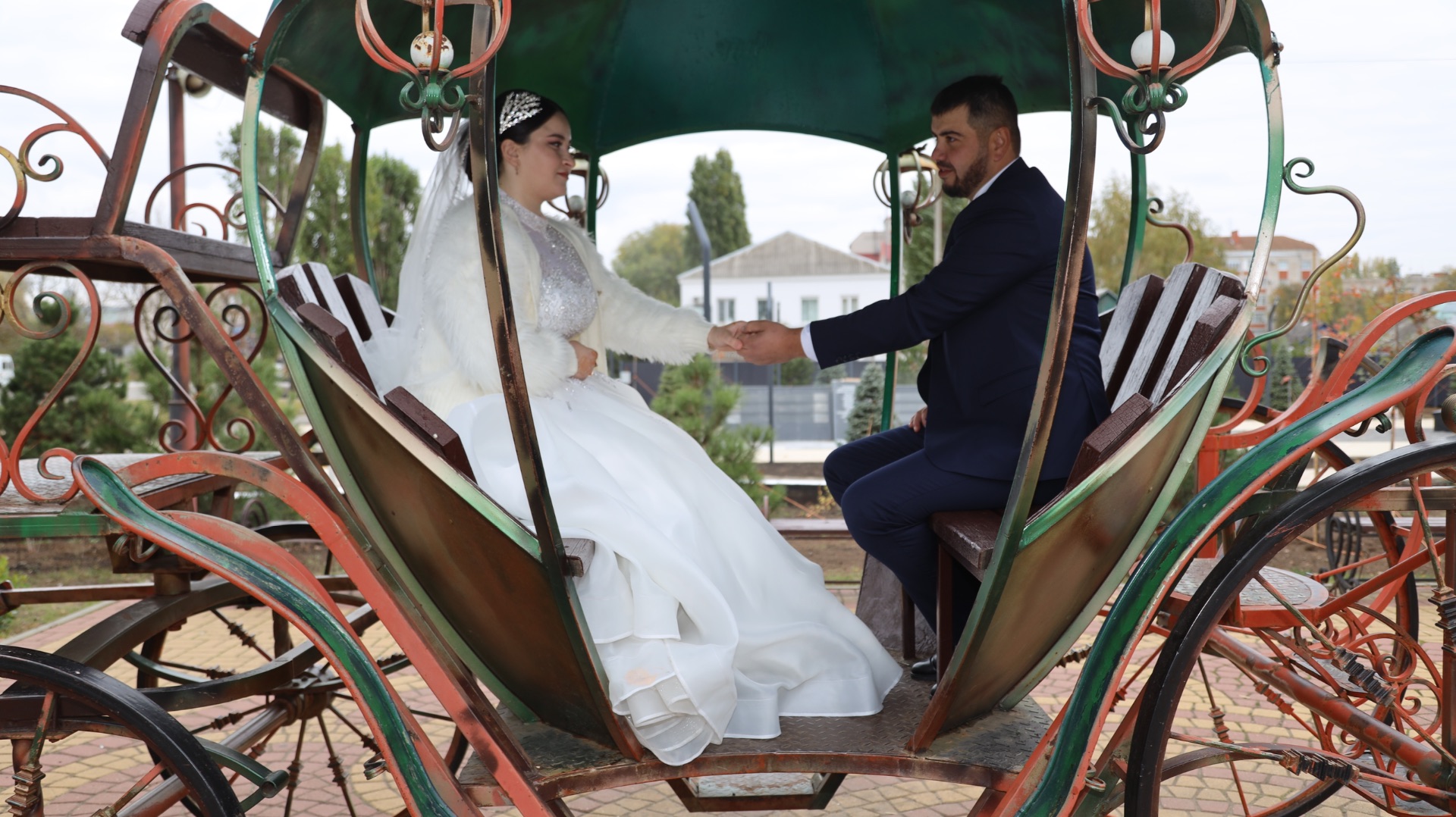 Ролик  Мурад и Альбина Махмудовы 16 октября 2025 год Верхнемамоновский район п. Ольховатка