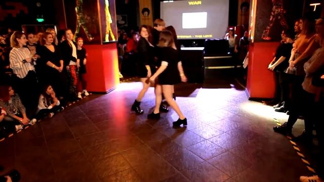 WAR - Shinhwa - This Love | Dance Cover