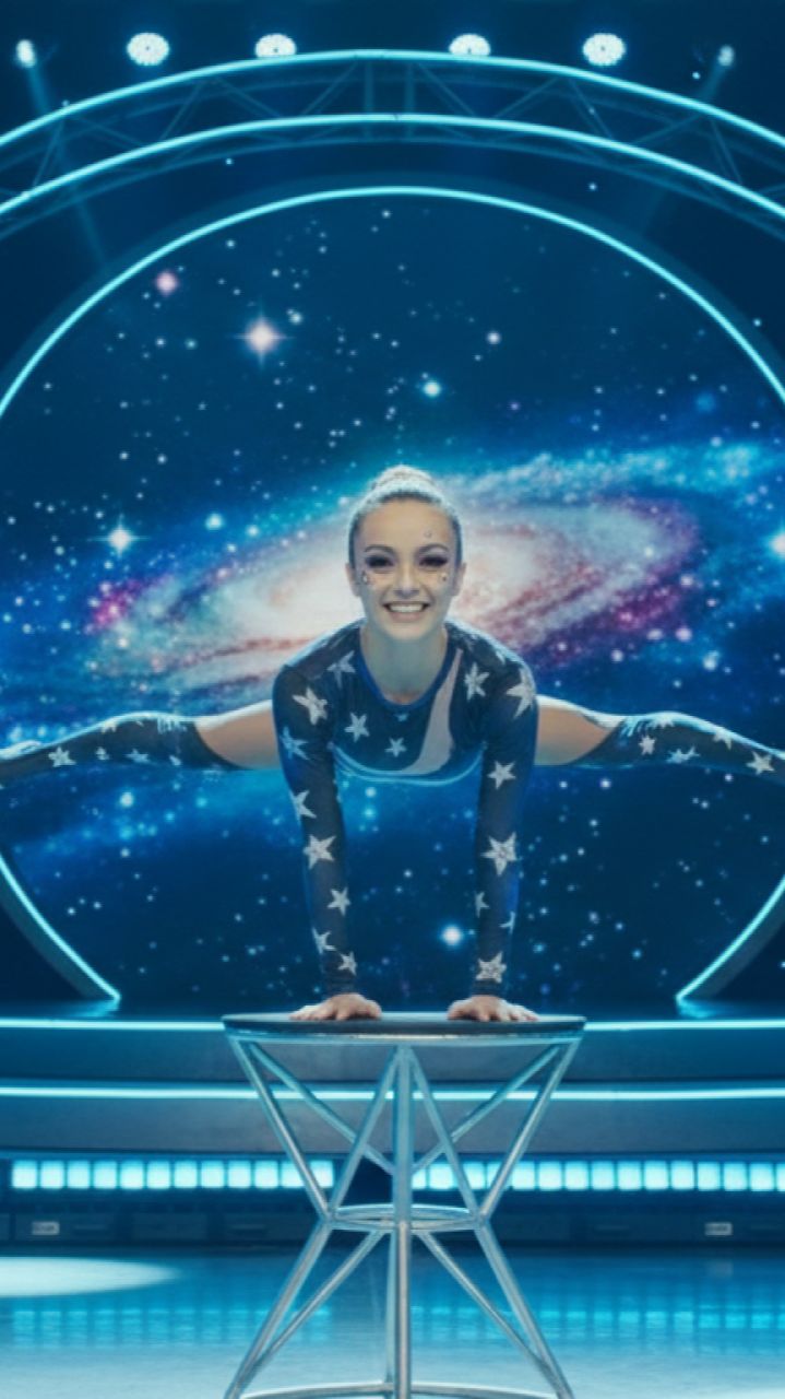 Космическая девочка