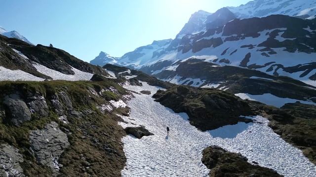 Пеший переход протяженностью 50 миль по Дентс-дю-Миди в Швейцарии