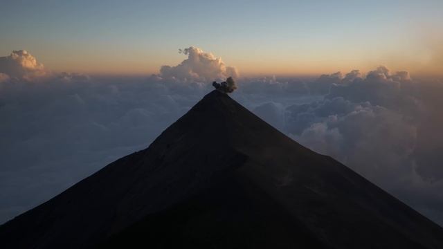 Поход к вулкану Акатенанго в Гватемале