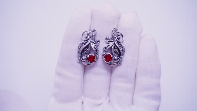 Серьги Цветок скань рубин посеребрение 2094