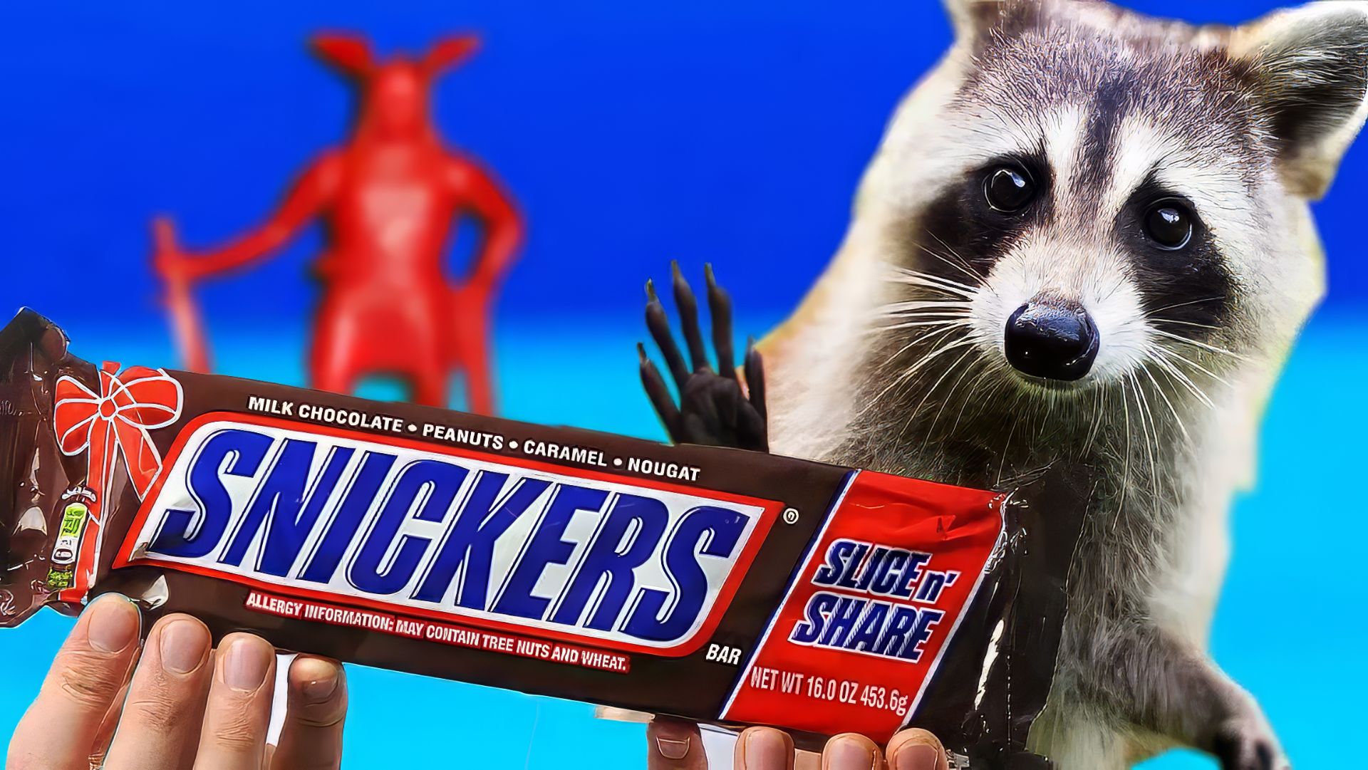 МЕГА БАТОНЧИК для ЕНОТА ХАЙПА. СОЕДИНИЛ СНИКЕРС, БАУНТИ, ТВИКС и МАРС