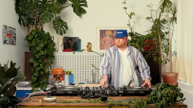 Smooth City Pop, Nostalgic Funk, シティ・ポップ, R&B with Bobby Ghanoush