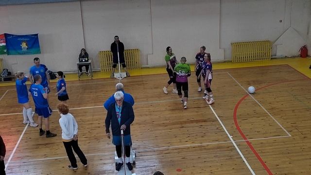 Пламя (Киселёвск) -  Мэджик (Кемерово)                  0  -   2