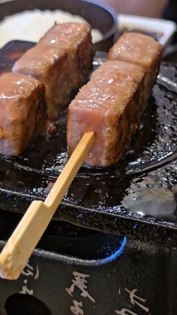 Русские в японском ресторане Gyukatsu на о. Боракай, Филиппины