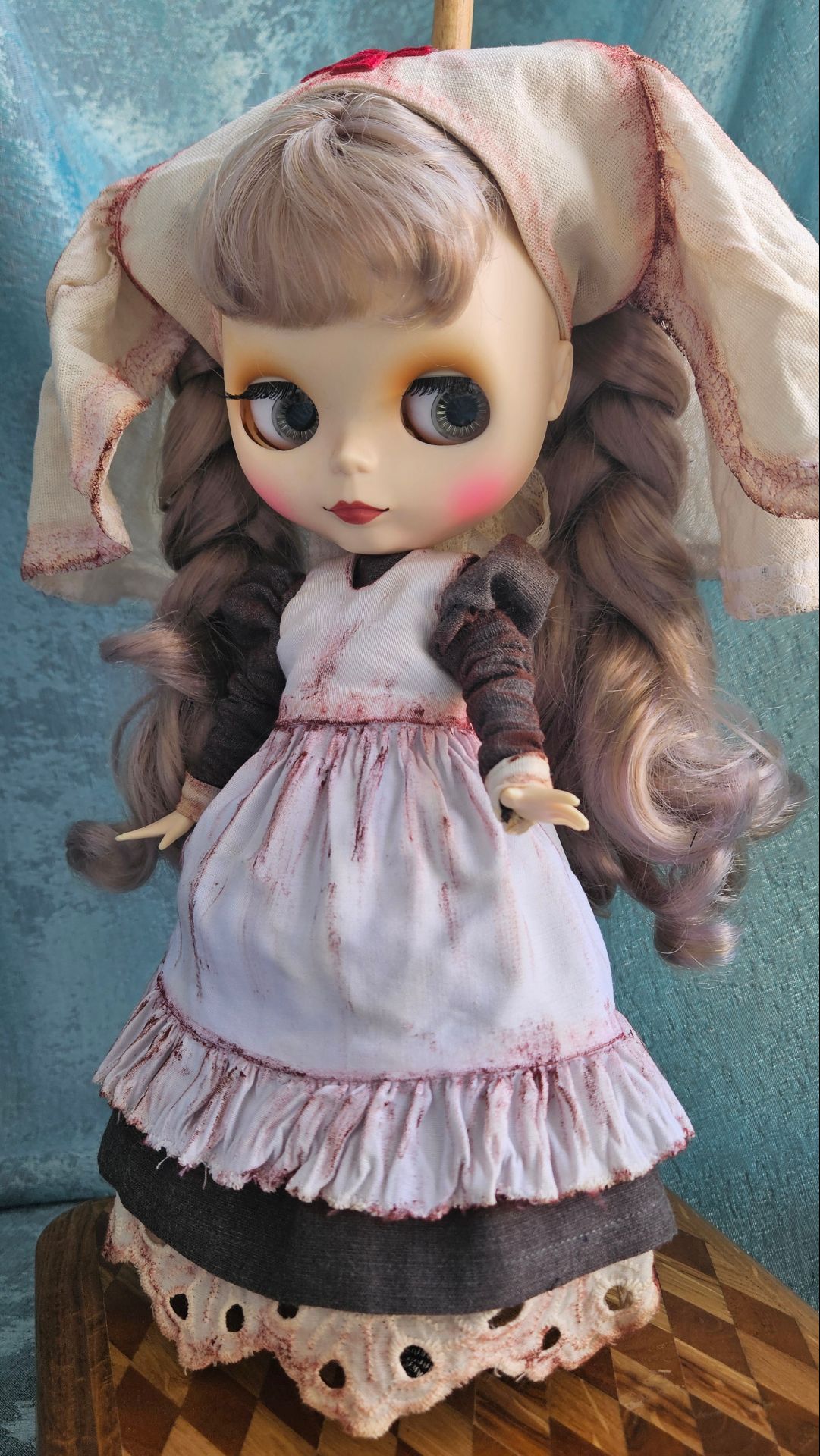 Винтажня медсестра в викторианском стиле - авторский наряд для кукол Блайз.