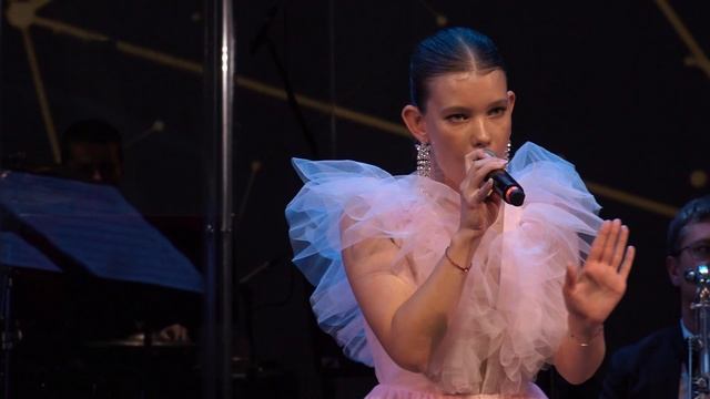 Бондаренко Шарлин_Popular (Ariana Grande)