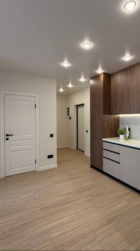 «Стрижи Сити» | Блок-секция 7 | ШОУРУМ №222 с отделкой и кухней