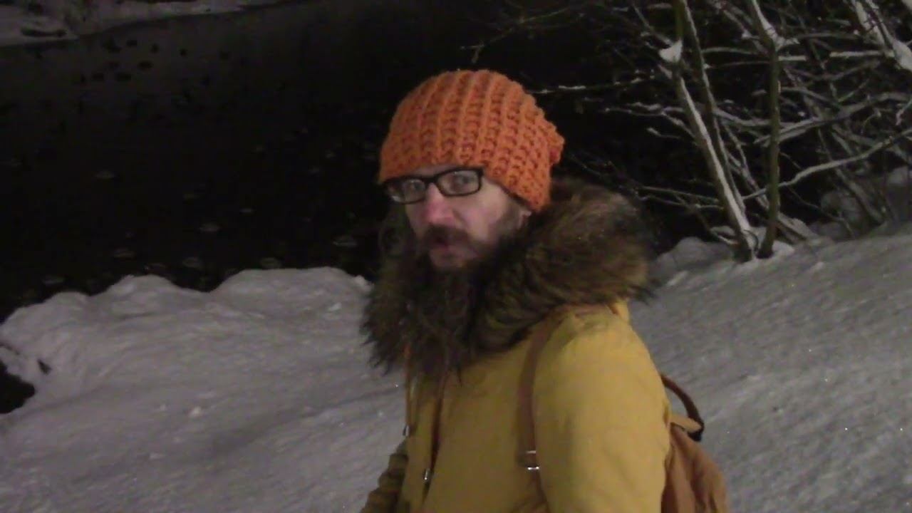 [ Род Да’Арий ] Кормим Вольных Уточек на Реке Сестре .