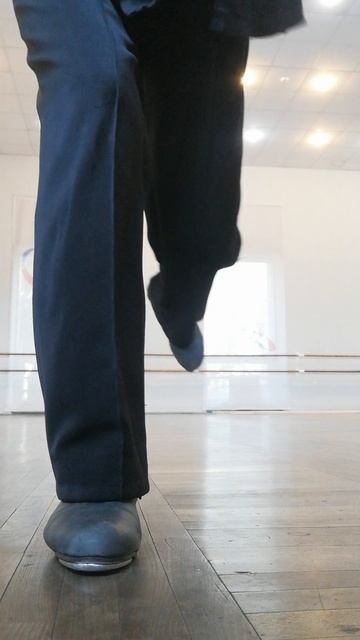 #Ландж. ( Lunge) (Выпад) #Степ танец чечетка. #Tap danse #workout