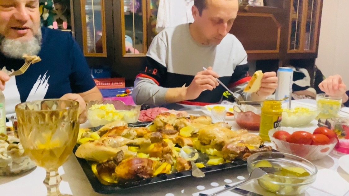 У нас ГОСТИ/ Шоппинг 🛍️ Убираем ЁЛКУ🎄 ПЕРЕСТАНОВКА / ДЕСЕРТ от Мариники