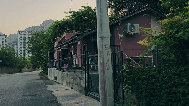 Пошел за Спортпитом в Анталье, а забрел в какие-то дебри. Задворки Антальи, гуляем на закате
