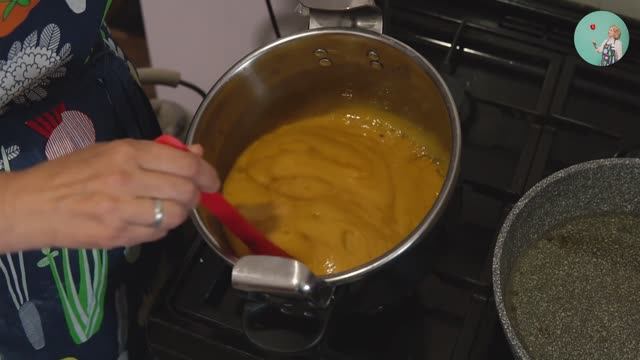 Приготовили с детьми карамельный соус из кефира! И все 6 детей оценили