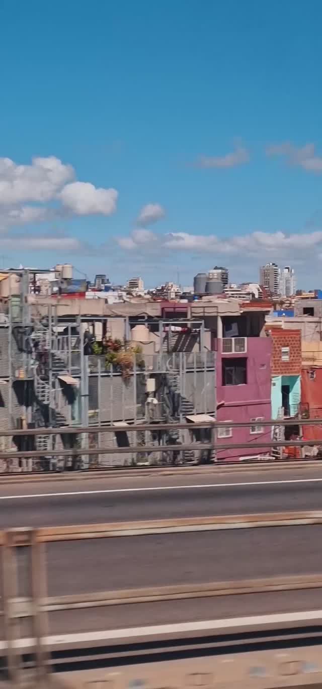 Едем на аргентинское ранчо через трущобы Буэнос-Айреса, какая природа красивая