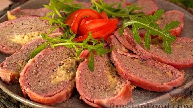 РУЛЕТ ИЗ ФАРША, С ГРИБАМИ И СЫРОМ