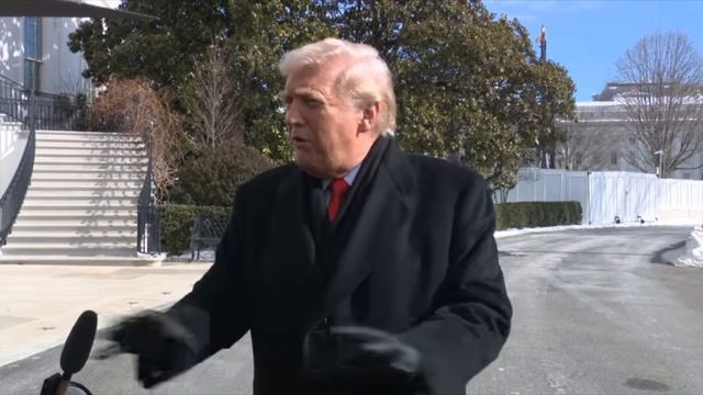 Президент США Трамп общается с прессой перед отъездом из Белого дома, 27 января 2026 года