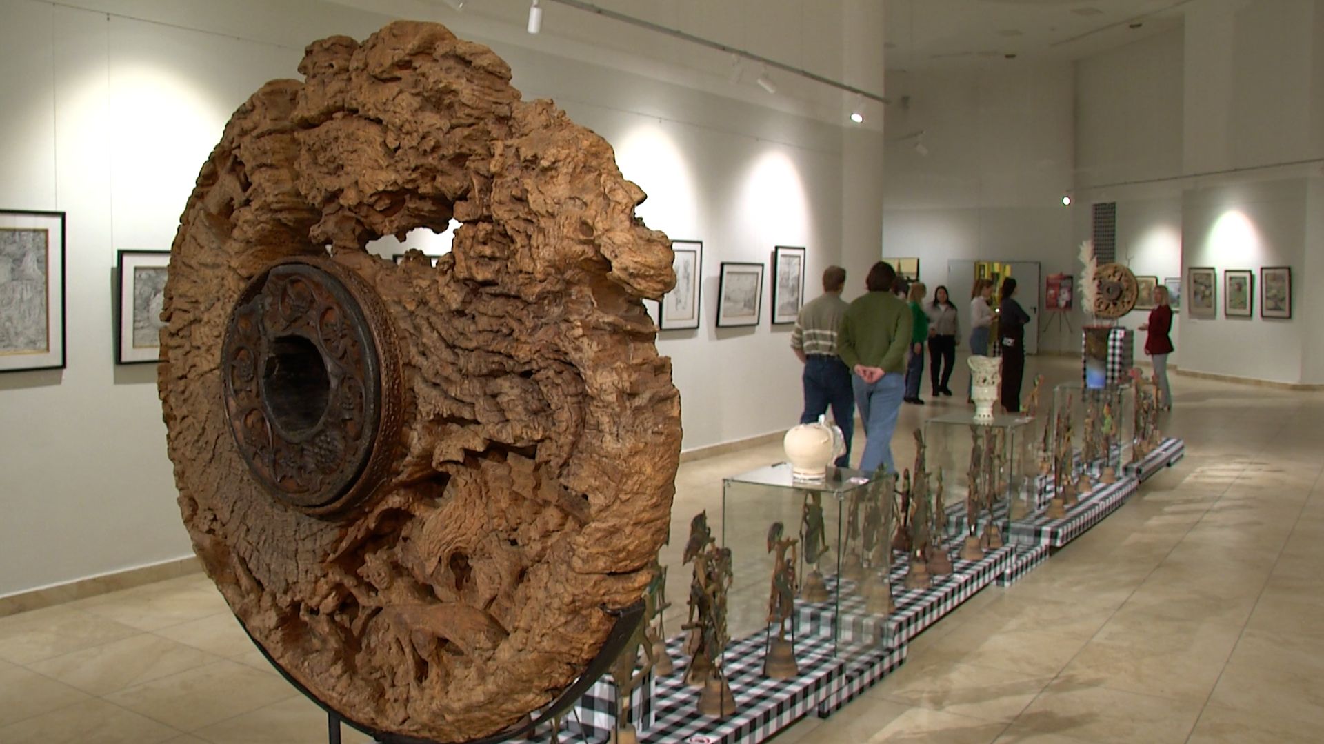 "Ожерелье экватора": необычная выставка в столице Хакасии