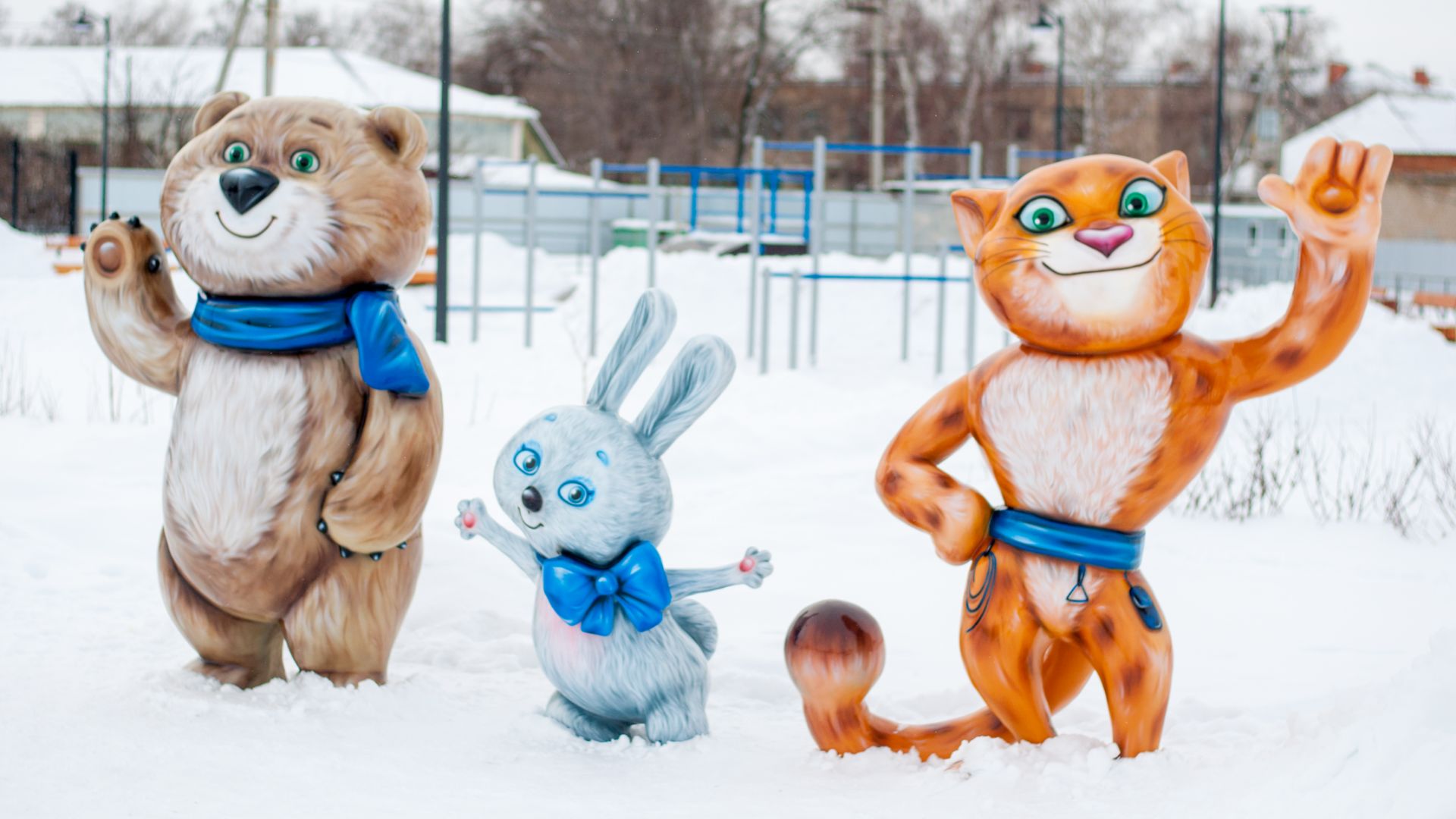 Олимпийские талисманы Леопард, Белый Мишка и Зайка — три талисмана зимних Олимпийских игр 2014 года.