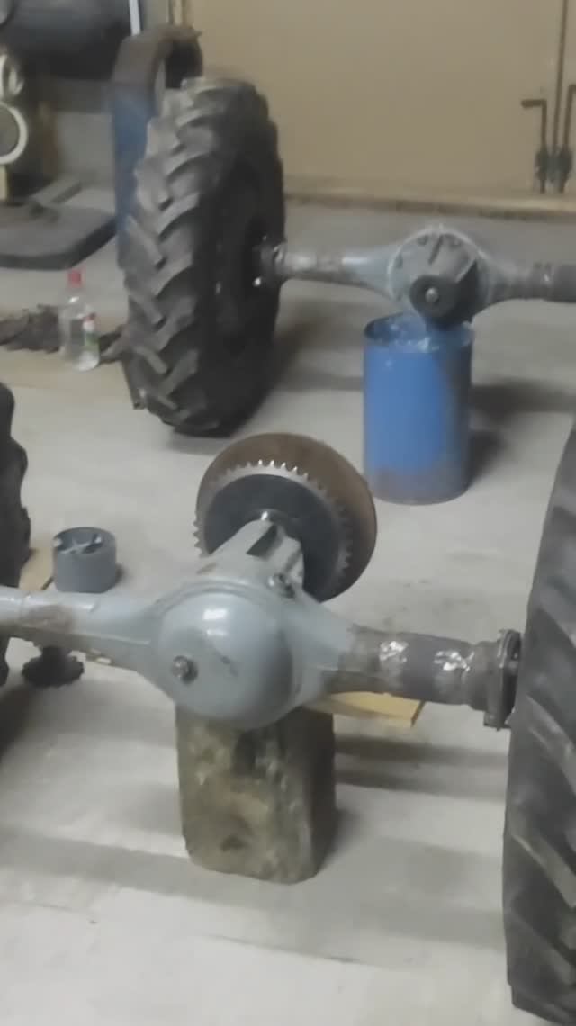 ЗВЕЗДА И ТОРМОЗ ДЛЯ МИНИТРАКТОРА ПЕРЕЛОМКИ