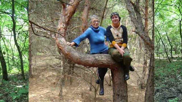 В лесу с женой