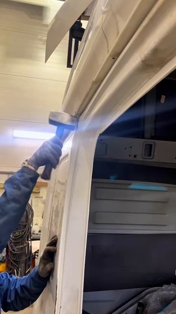 Восстановление геометрии кабины тягача КАМАЗ после ДТП - в утиль или попробуем восстановить?