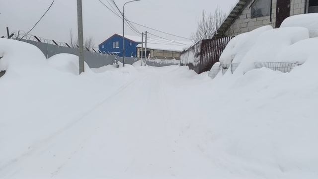 Если бы не необходимость,не поехала в магазин.Готовлюсь к отъезду.