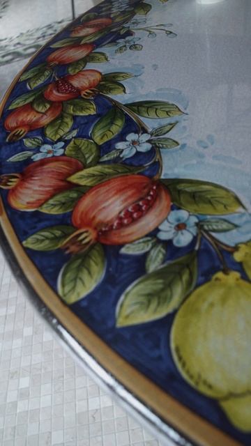 Можно отнестись к беседке, как к обычной барбекю-зоне…