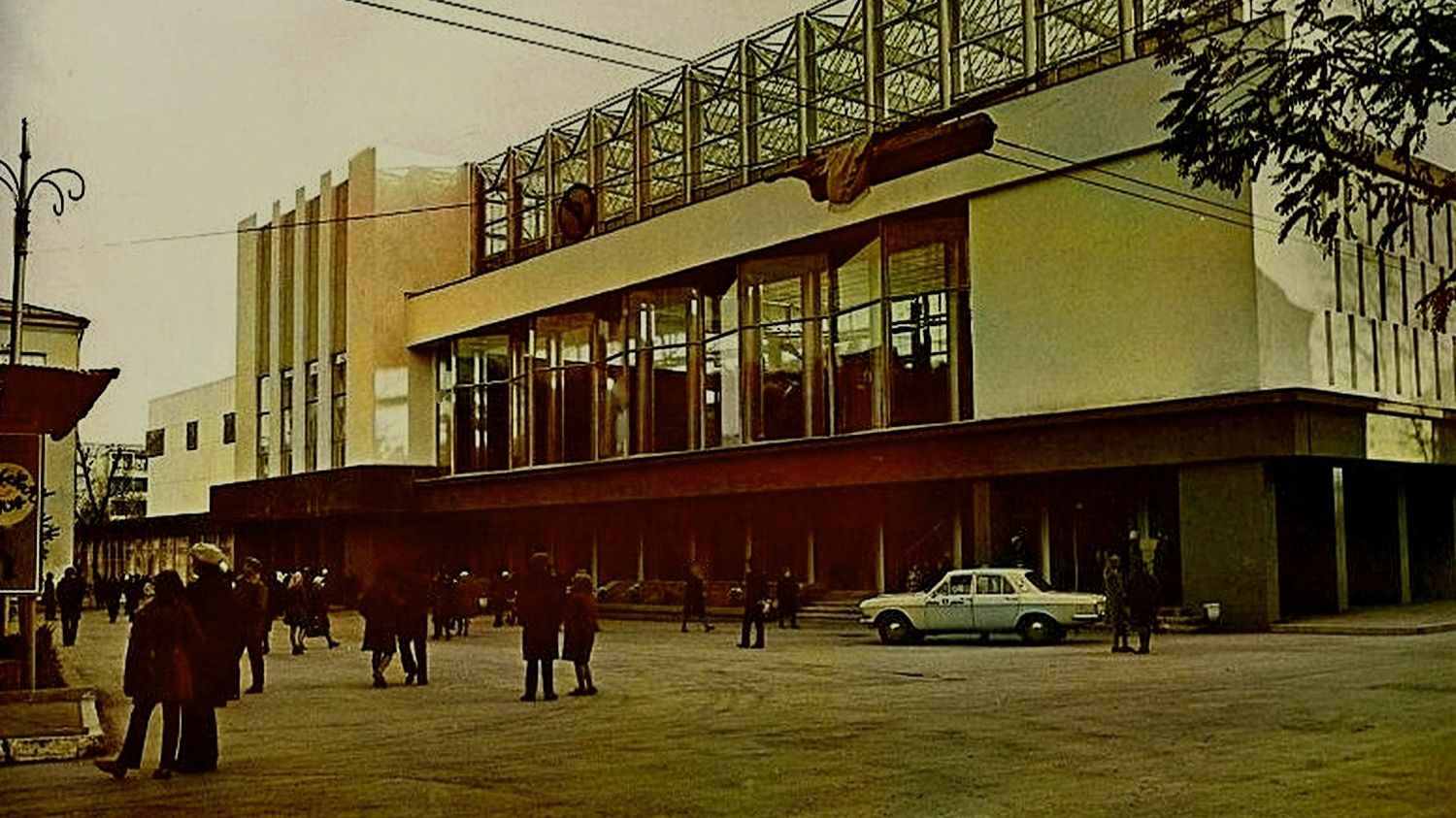 Кинотеатр Октябрь- г.Астрахань!