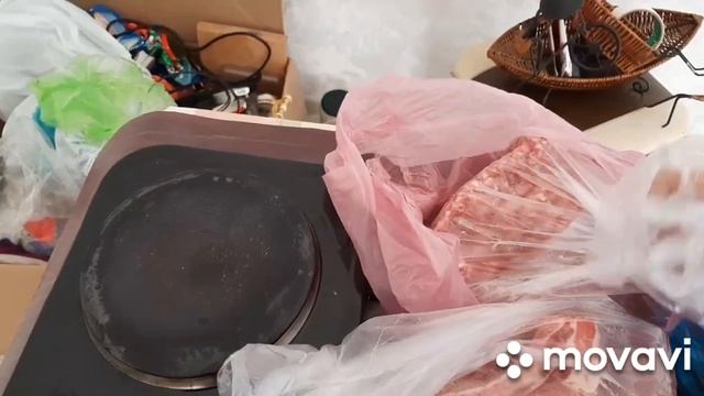 В Центр. Поставили москитные сетки. Косим траву.