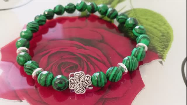 Браслет из малахита.  Украшения талисманы