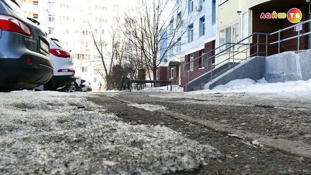 Как справляются УК с уборкой снега во дворах