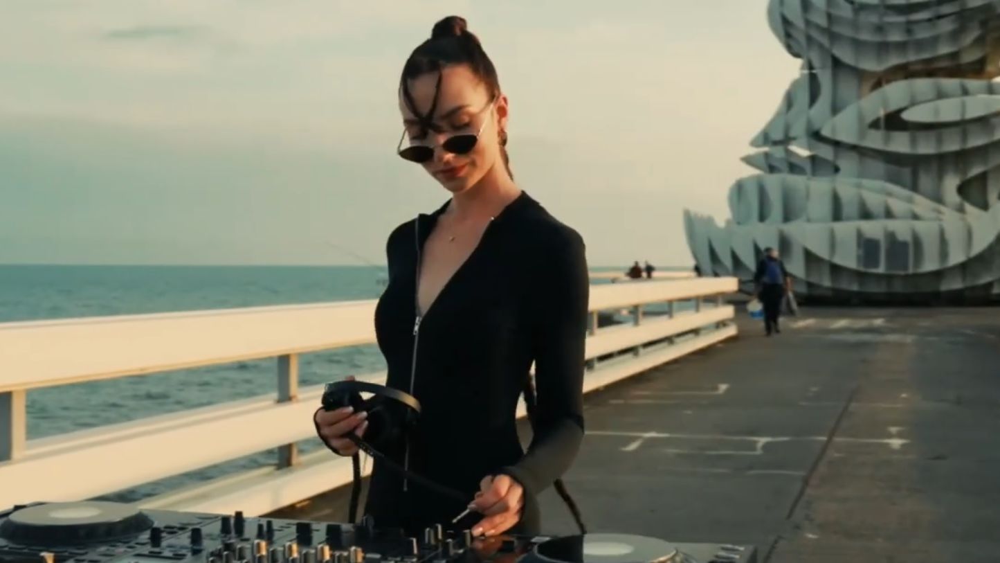 KRISTEN KROFT - Epic Sunset Mix： Melodic Techno & Progressive House ｜ Cinematic Set 2025