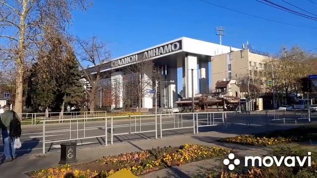 Прогулка по ул.Красная. Побелка деревьев. Доставка спального гарнитура  и сборка большого шкафа.