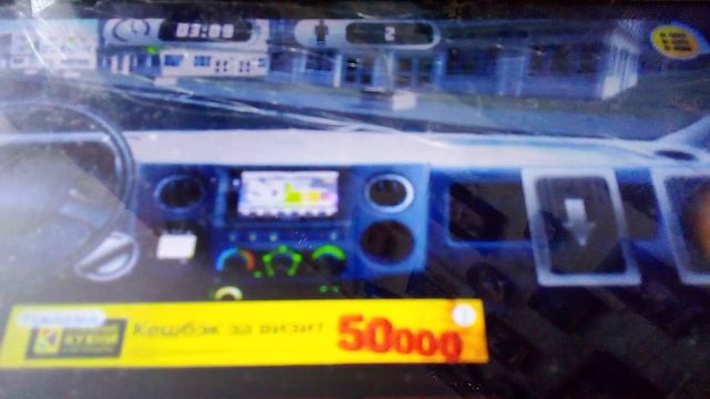 Управляю городской маршруткой в симуляторе микроавтобуса Minibus. Работаю водителем маршрутки.