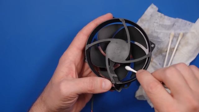 Меня только что обманул зритель, выманив 1500 долларов? Или этот Xbox настоящий?