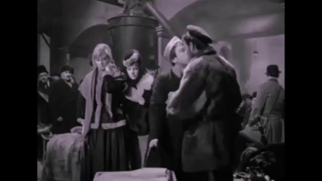 А потому что анархист