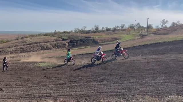 Школа мотокросса ZRT Тренировка в Темрюке