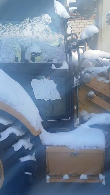 Ремонт CAT 432E: начало работ — дефекты стрелы и коробки передач. Краснодар