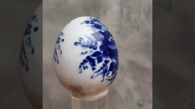 Пасхальное яйцо фарфоровое Гжель букет