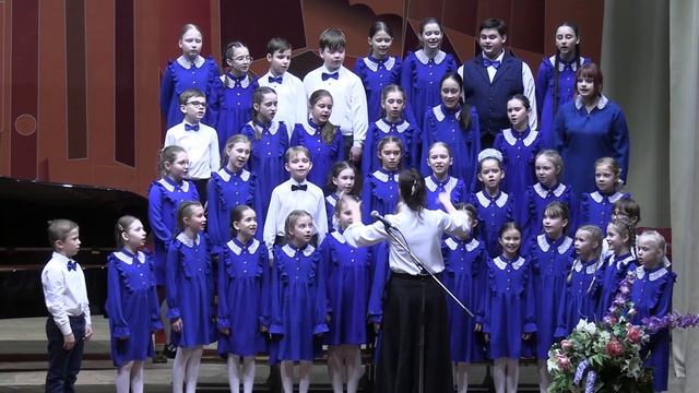 Хор. Dignare,сколько нас