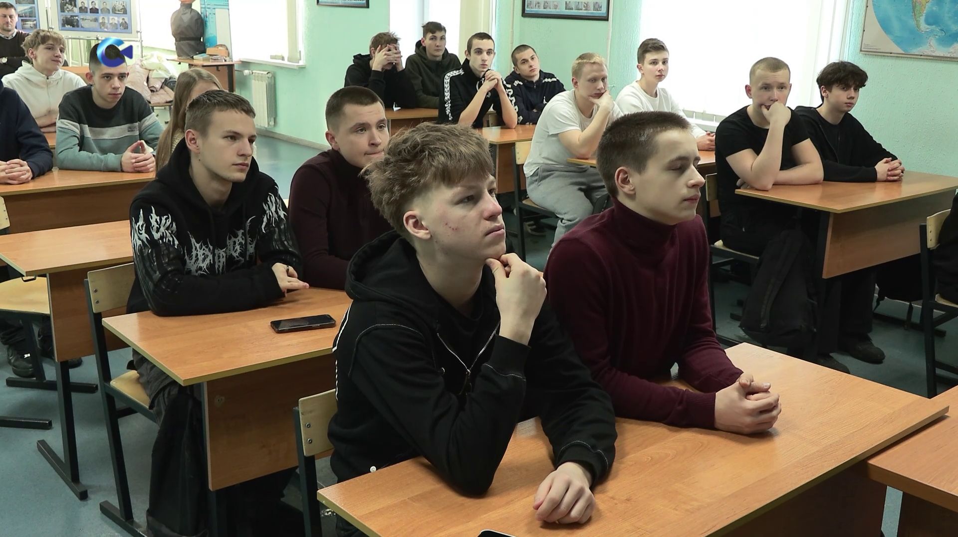 Студентам Петрозаводского лесотехнического техникума рассказали о работе пожарных