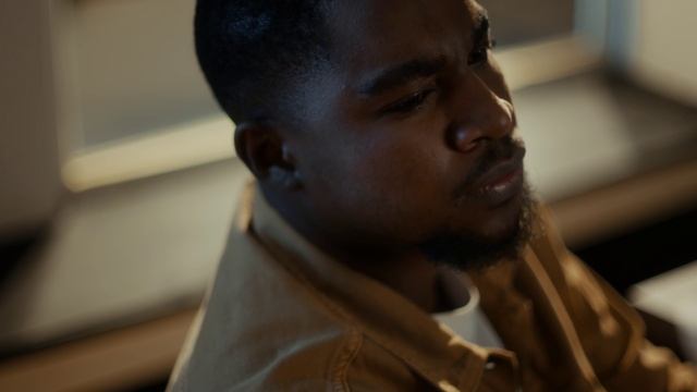 Сервисный робот-официант-доставщик Pudu BellaBot Pro - обзор